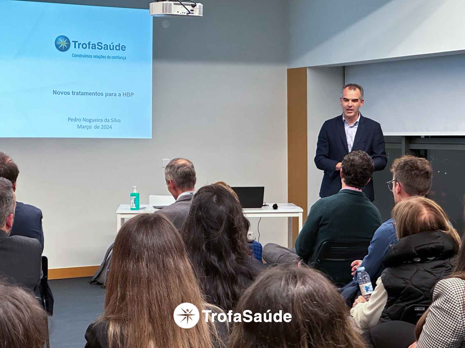 Jantar de Apresentação Robot de Urologia | Trofa Saúde GAIA - Trofa ...